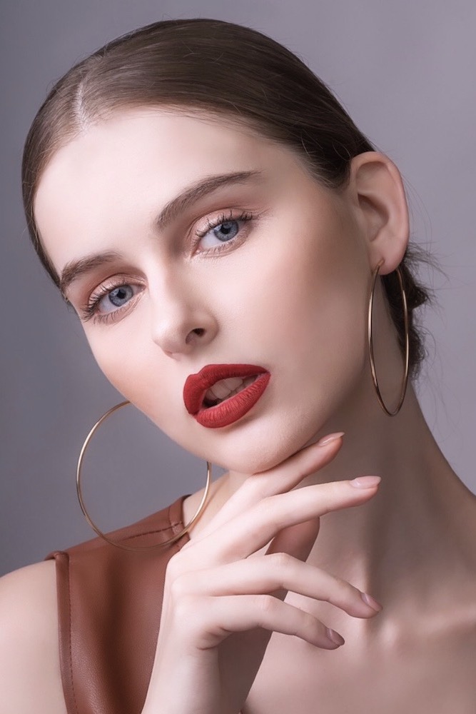 FEMALE | Alpha Management