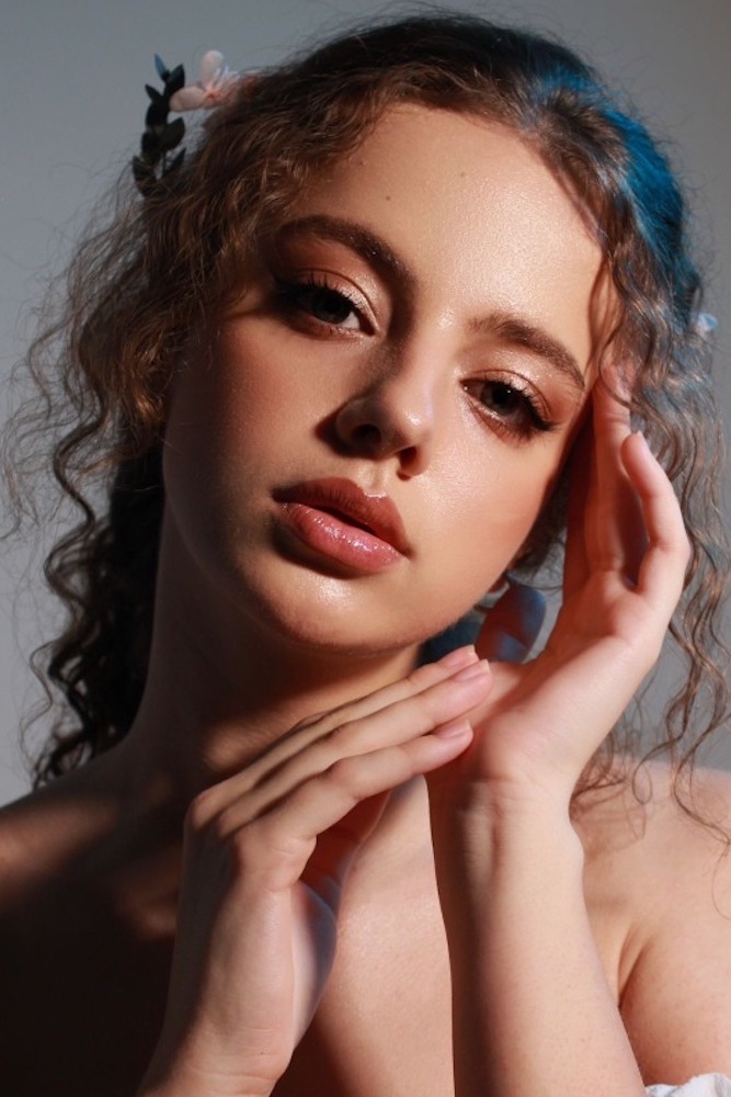 FEMALE | Alpha Management